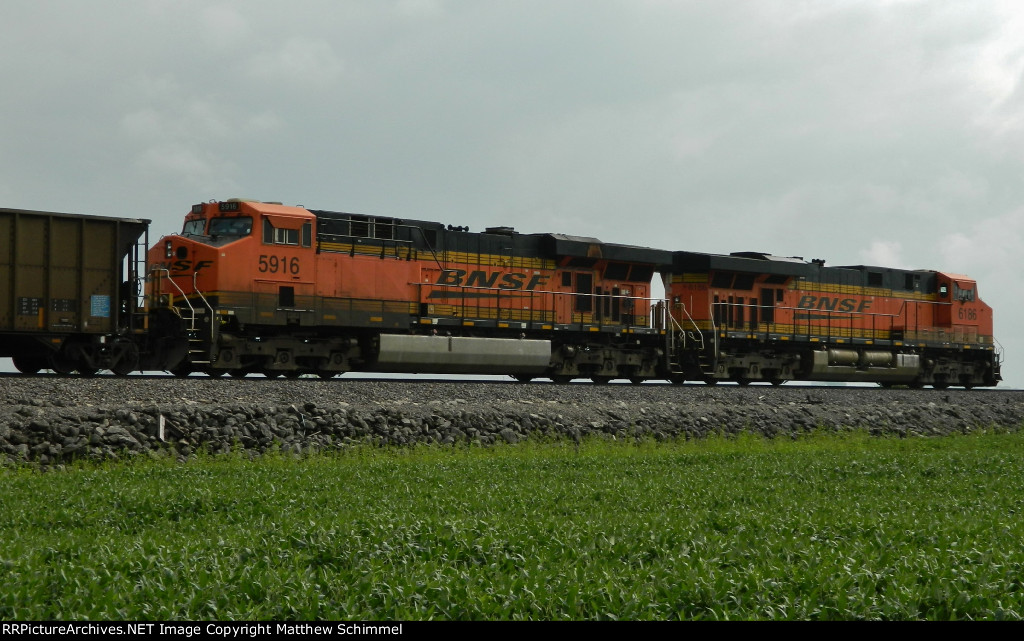BNSF 5916 - DPU #1